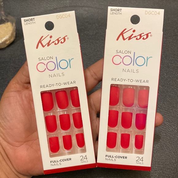Kiss | Makeup | It If 2 Kiss Salon Color Nails Short Length Red Shine A ...